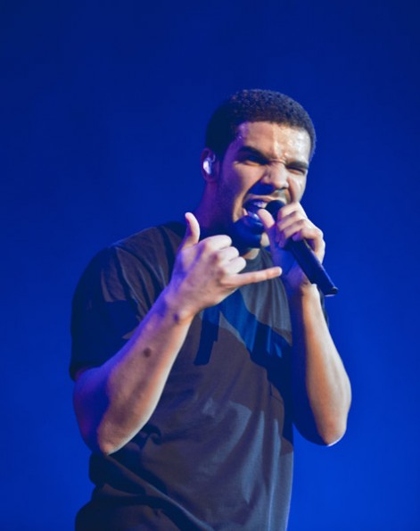 (Paris) Photos & Video Footage: Drake & J.Cole in Concert - theJasmineBRAND