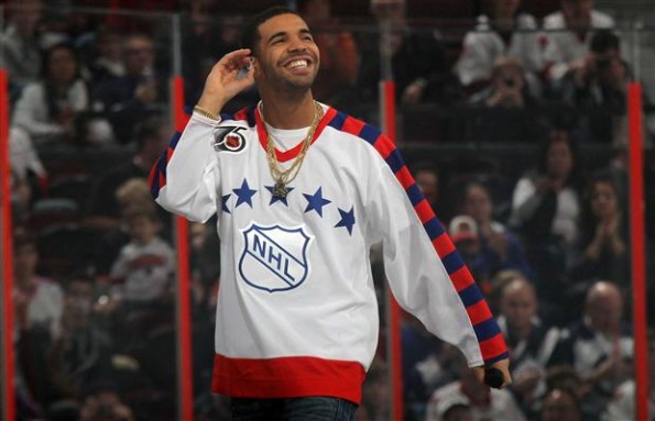 [Video] Drake Sings "Headlines" On Ice - theJasmineBRAND