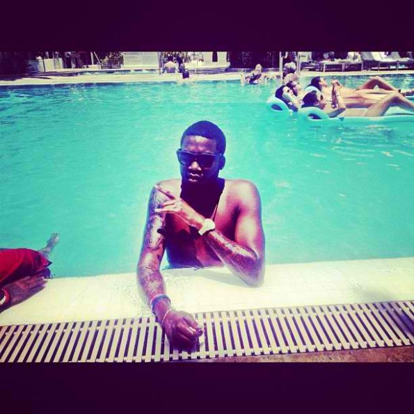 [Holiday Edition Part 2] Spotted. Stalked. Scene. Solange, Chris Brown ...