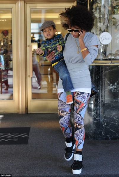 Stylin' on You Baby Mamas: Kelis Serves Mommy Chic in Beverly Hills ...