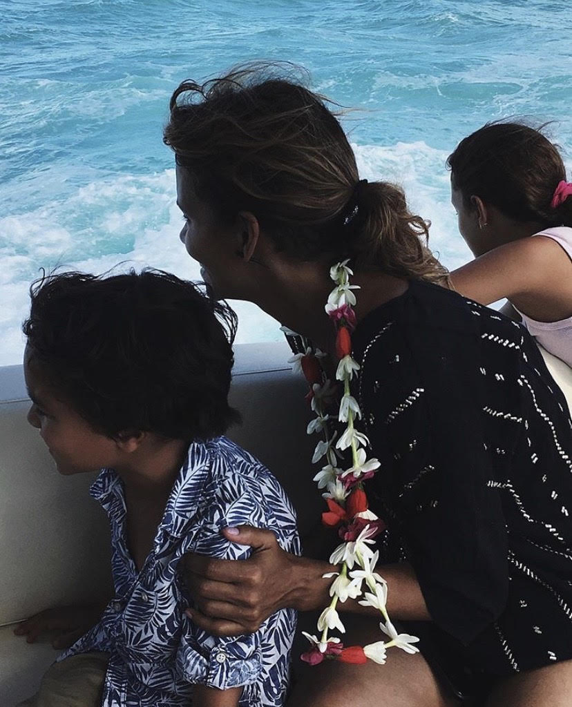 Halle Berry Believes She's 'A Much Better Mother' Being With Van Hunt ...