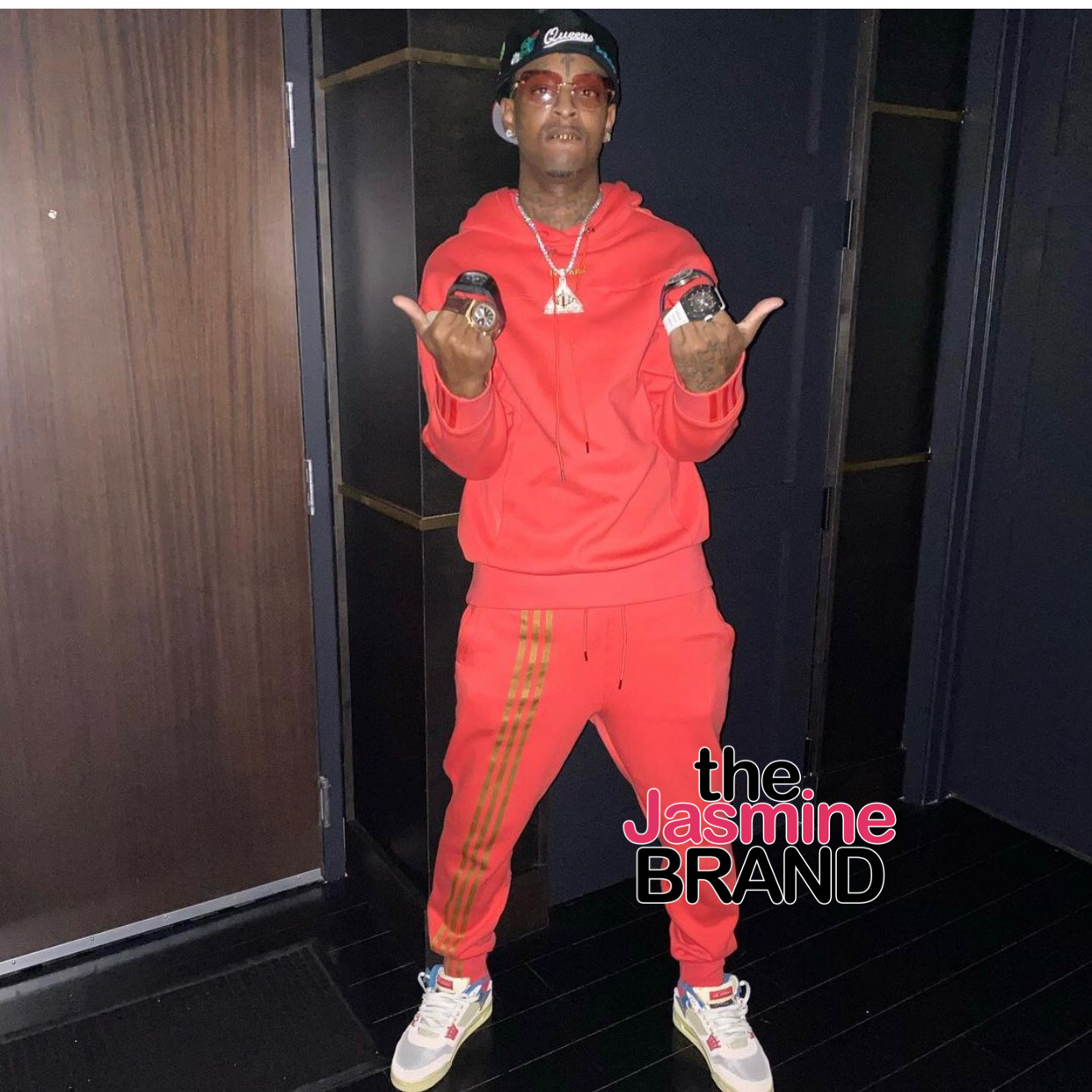 21 Savage Gifts King Von’s Sister With A Brand New Range Rover ...