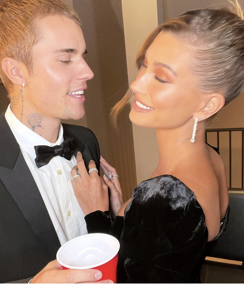 Justin Bieber’s Wife, Hailey Bieber, Reveals She Suffered 'Stroke-Like ...