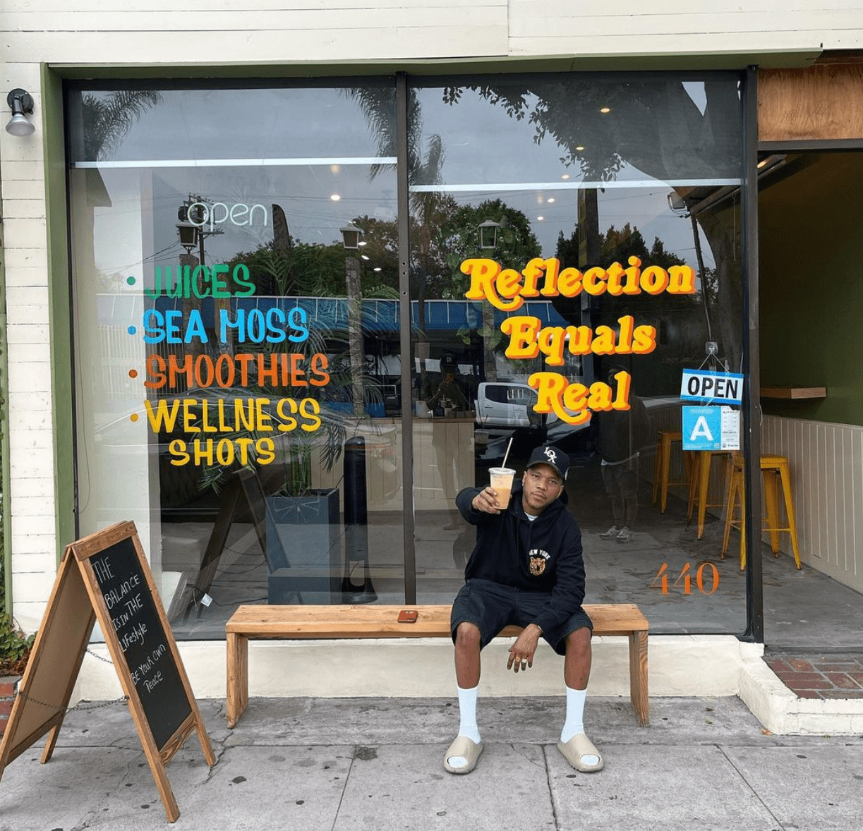 Rapper Styles P Steps In As Woman Is Arrested Outside His Juice Bar ...