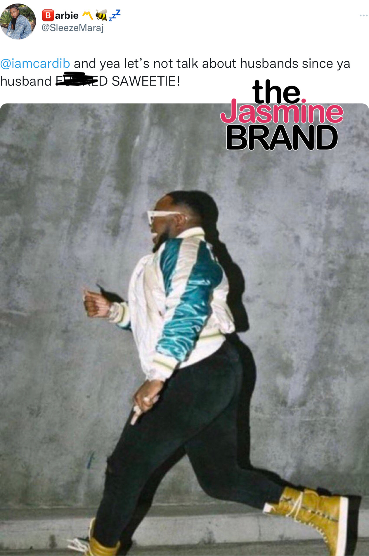 Cardi B Gets Into Heated Argument W/ Nicki Minaj Fan/Alleged Stylist ...