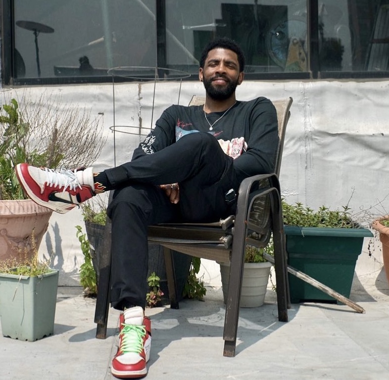 NBA Star Kyrie Irving Speaks Out Against NYC Covid Vaccine Mandate: It ...