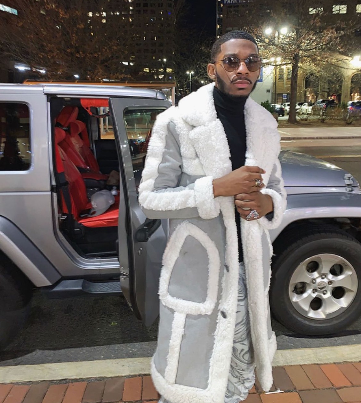 Kylie Jenner Accused Of Ripping Off Black Designer Travis Terry For New ...