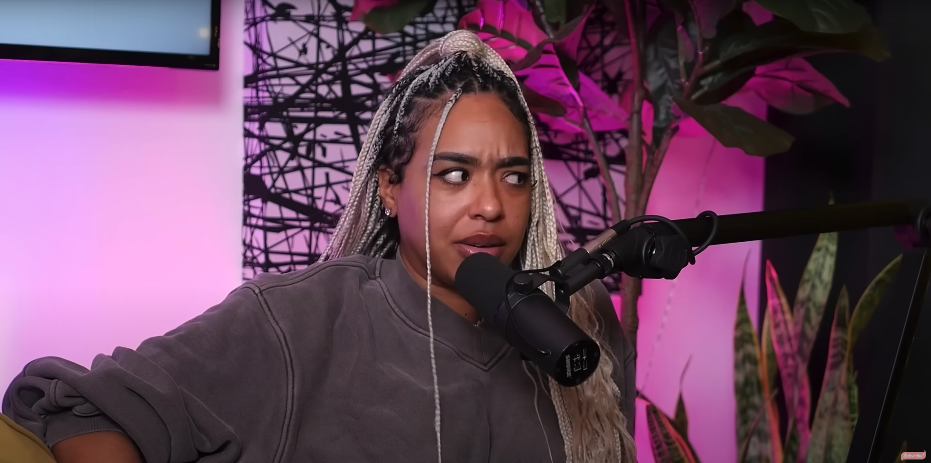 B. Simone Responds To Backlash After Revealing She Doesn't Shower ...