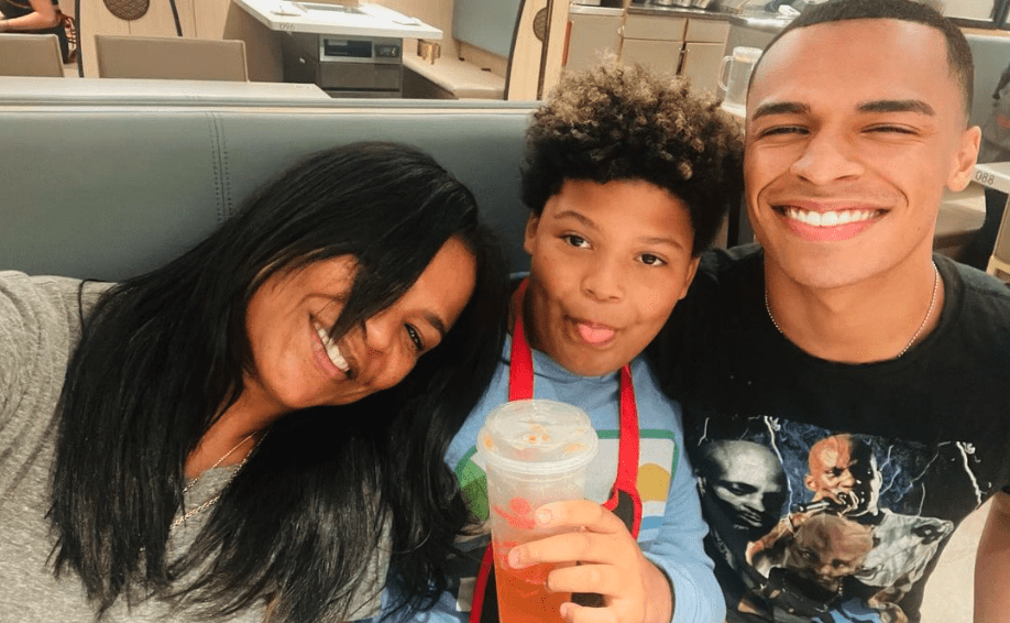 Nia Long Reveals She Dated A 30-Year-Old Man While In High School In ...