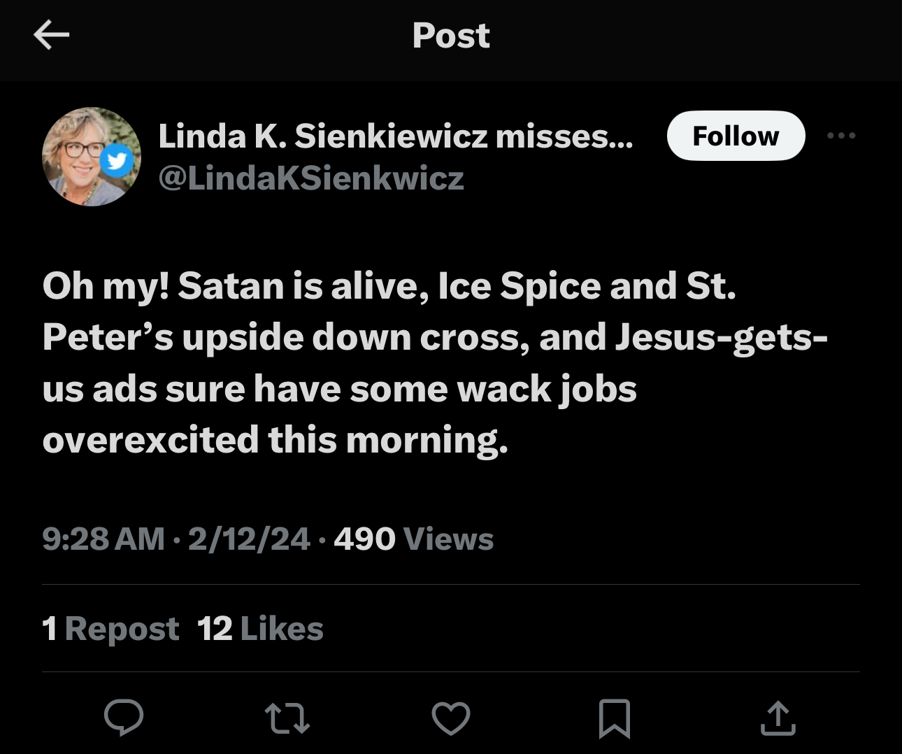 Ice Spice Accused Of Being Demonic After She Appears To Throw Up Hand ...