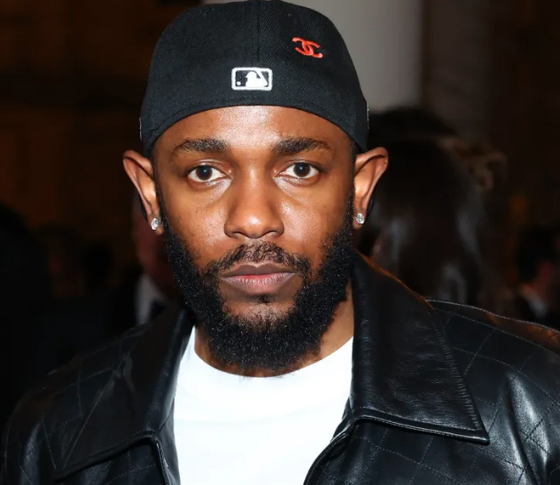Kendrick Lamar Name-Dropping Toronto Restaurant Amid Rap Beef w/ Drake ...