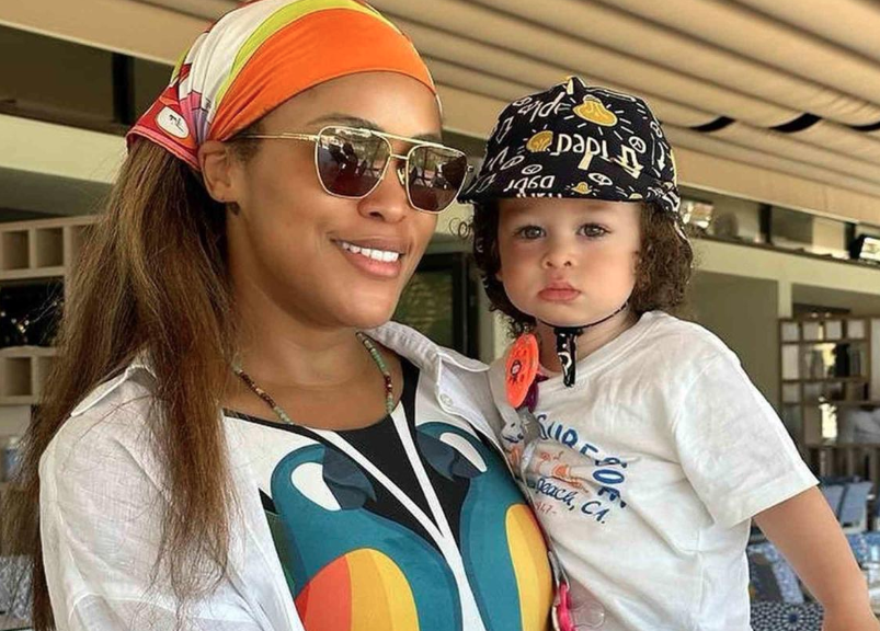 Eve’s Son Recognizes Her Picture Next To Iconic Ruff Ryders Chain While ...