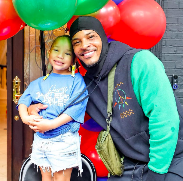 T.I. Performs At Atlanta Falcons Game Alongside His Daughter, 8-Year ...