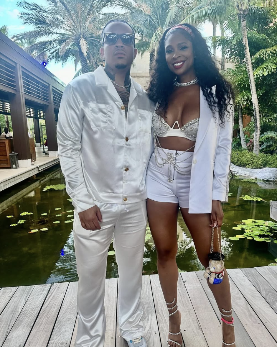 Jennifer Williams Defends Not Being Legally Married To Christian Gold ...